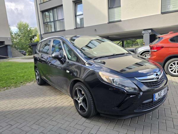 Черный Опель Zafira Tourer 2012 в Каунас, объемом двигателя 1.96 л и пробегом 352 тыс. км за 3750 €, фото 4 на AUTOMOTO.COM.LV