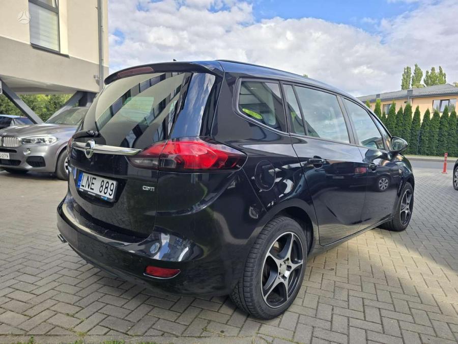 Melns Opel Zafira Tourer 2012 Kauņa, ar dzinēja tilpumu 1.96 L un nobraukumu 352 tūkst. km par 3750 €, foto 7 vietnē AUTOMOTO.COM.LV