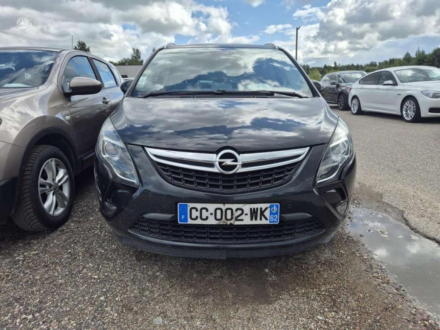 Черный Опель Zafira Tourer 2012 в Утена, объемом двигателя 1.96 л и пробегом 282 тыс. км за 3900 €, фото 3 на AUTOMOTO.COM.LV