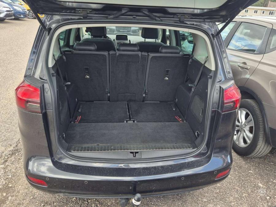Черный Опель Zafira Tourer 2012 в Утена, объемом двигателя 1.96 л и пробегом 282 тыс. км за 3900 €, фото 8 на AUTOMOTO.COM.LV