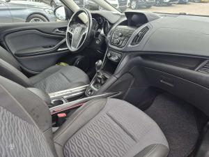 Черный Опель Zafira Tourer 2012 в Утена, объемом двигателя 1.96 л и пробегом 282 тыс. км за 3900 €, фото 9 на AUTOMOTO.COM.LV