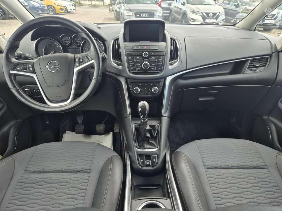 Черный Опель Zafira Tourer 2012 в Утена, объемом двигателя 1.96 л и пробегом 282 тыс. км за 3900 €, фото 13 на AUTOMOTO.COM.LV