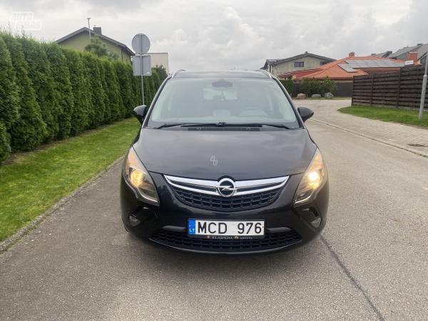 Черный Опель Zafira Tourer 2012 в Клайпеда, объемом двигателя 1.60 л и пробегом 264 тыс. км за 3250 €, фото 4 на AUTOMOTO.COM.LV