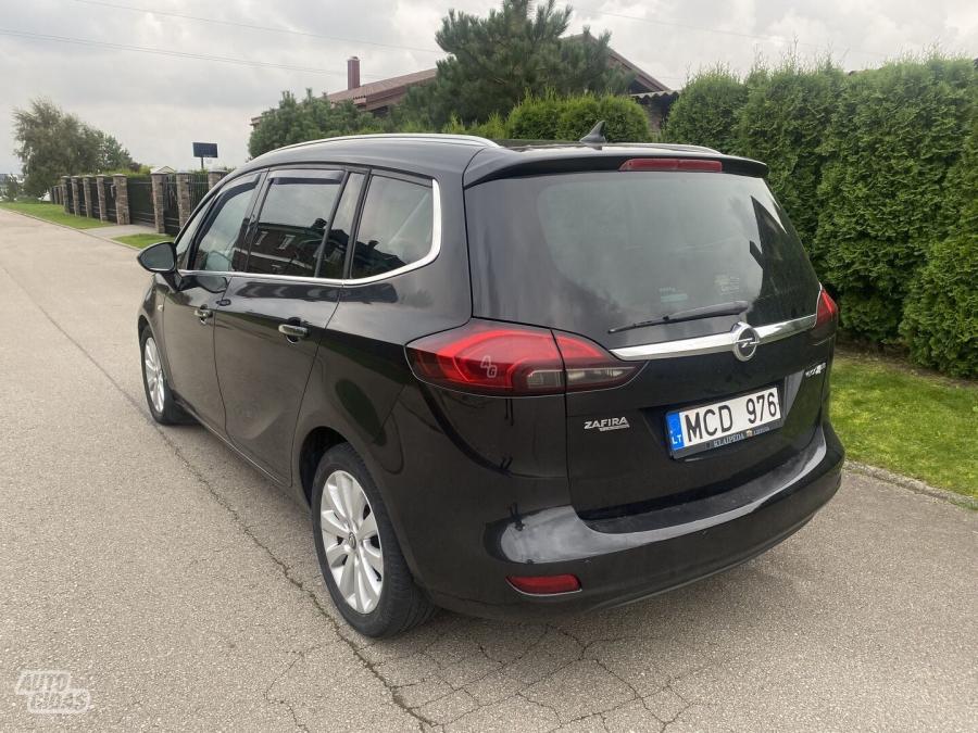 Melns Opel Zafira Tourer 2012 Klaipėda, ar dzinēja tilpumu 1.60 L un nobraukumu 264 tūkst. km par 3250 €, foto 5 vietnē AUTOMOTO.COM.LV
