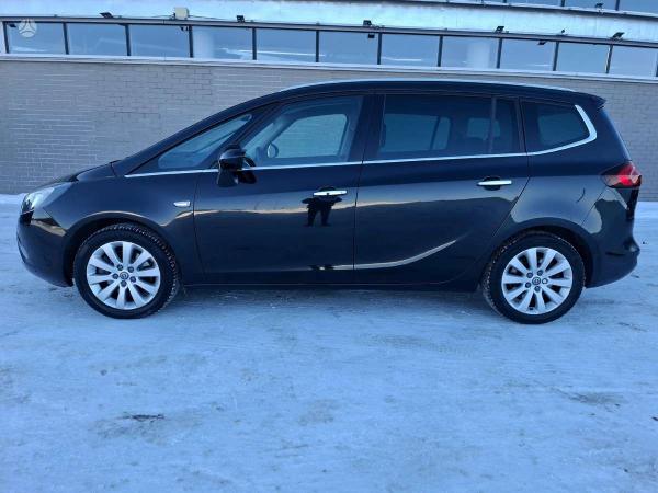 Melns Opel Zafira Tourer 2013 Kėdainiai, ar dzinēja tilpumu 1.96 L un nobraukumu 275 tūkst. km par 5350 €, foto 6 vietnē AUTOMOTO.COM.LV