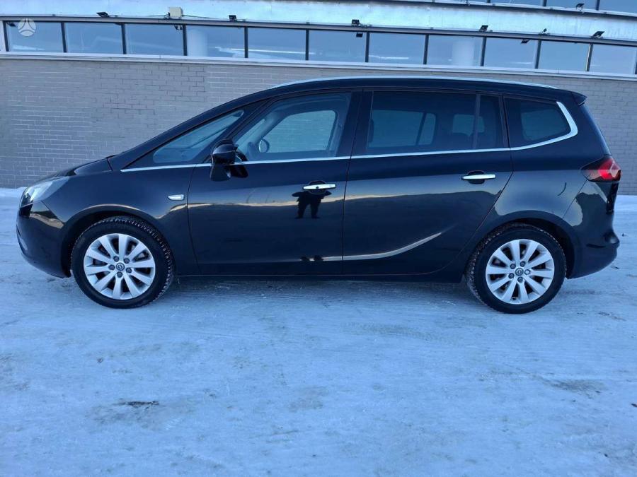 Melns Opel Zafira Tourer 2013 Kėdainiai, ar dzinēja tilpumu 1.96 L un nobraukumu 275 tūkst. km par 5350 €, foto 6 vietnē AUTOMOTO.COM.LV