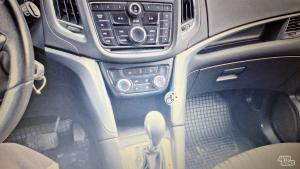 Черный Опель Zafira Tourer 2013 в Кельме, объемом двигателя 1.40 л и пробегом 123 тыс. км за 4800 €, фото 6 на AUTOMOTO.COM.LV