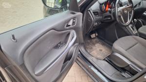 Черный Опель Zafira Tourer 2013 в Кельме, объемом двигателя 1.40 л и пробегом 123 тыс. км за 4800 €, фото 11 на AUTOMOTO.COM.LV