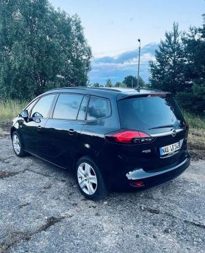 Черный Опель Zafira Tourer 2013 в Вильнюс, объемом двигателя 1.96 л и пробегом 330 тыс. км за 4700 €, фото 5 на AUTOMOTO.COM.LV
