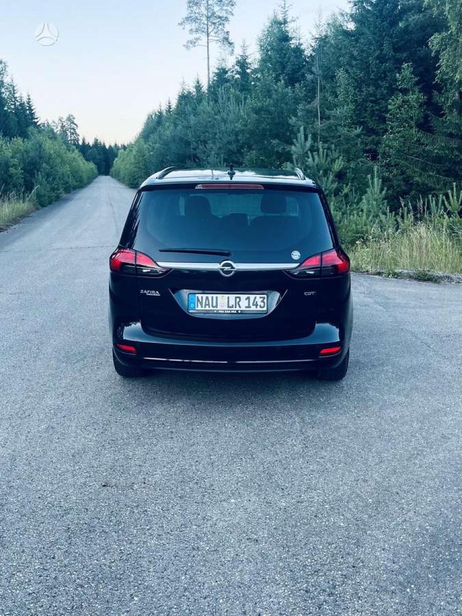Черный Опель Zafira Tourer 2013 в Вильнюс, объемом двигателя 1.96 л и пробегом 330 тыс. км за 4700 €, фото 15 на AUTOMOTO.COM.LV