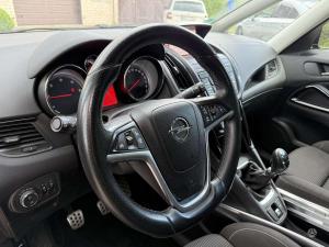 Черный Опель Zafira Tourer 2013 в Таураге, объемом двигателя 1.96 л и пробегом 264 тыс. км за 4900 €, фото 13 на AUTOMOTO.COM.LV