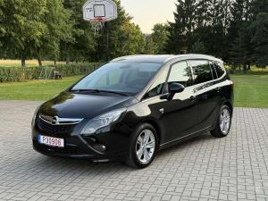 Черный Опель Zafira Tourer 2013 в Таураге, объемом двигателя 1.96 л и пробегом 264 тыс. км за 5200 €, фото  на AUTOMOTO.COM.LV