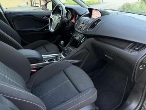 Черный Опель Zafira Tourer 2013 в Таураге, объемом двигателя 1.96 л и пробегом 264 тыс. км за 5200 €, фото 17 на AUTOMOTO.COM.LV