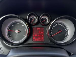 Черный Опель Zafira Tourer 2013 в Таураге, объемом двигателя 1.96 л и пробегом 264 тыс. км за 5200 €, фото 21 на AUTOMOTO.COM.LV