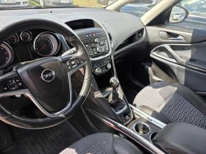 Black Opel Zafira Tourer 2013 in Siauliai, with an engine capacity of 1.96 L and mileage of 261 thousand km for 4500 €, photo 9 on AUTOMOTO.COM.LV
