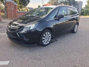 Black Opel Zafira Tourer 2013 in Raseiniai, with an engine capacity of 1.96 L and mileage of 291 thousand km for 3300 €, photo 20 on AUTOMOTO.COM.LV