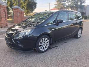 Black Opel Zafira Tourer 2013 in Raseiniai, with an engine capacity of 1.96 L and mileage of 291 thousand km for 3300 €, photo 23 on AUTOMOTO.COM.LV