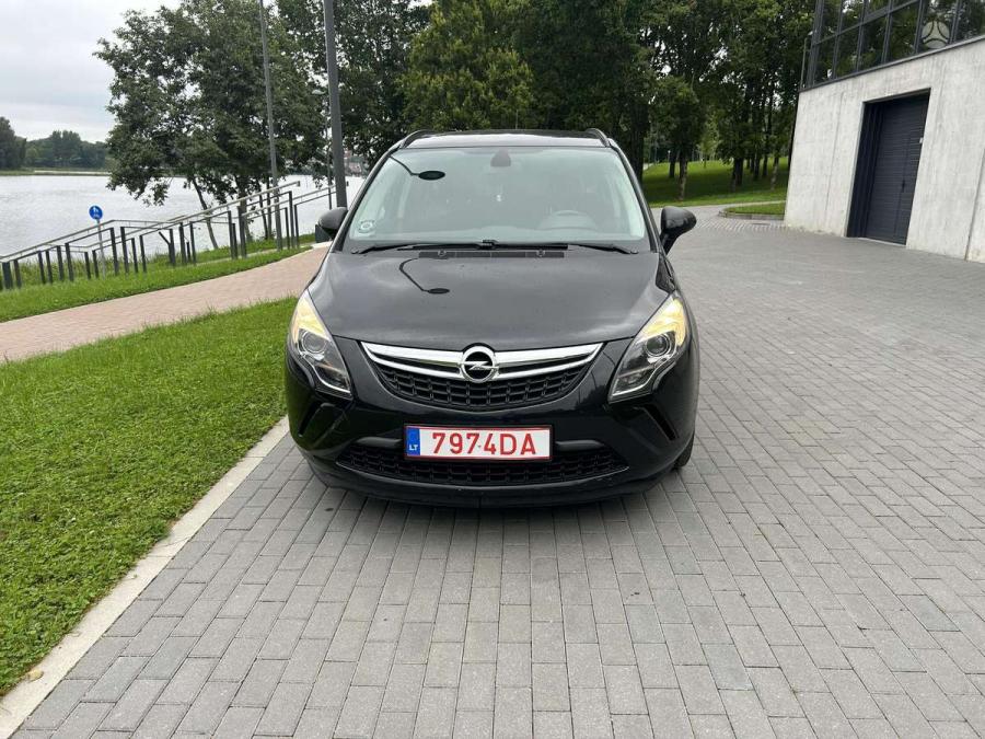 Черный Опель Zafira Tourer 2013 в Плунге, объемом двигателя 1.36 л и пробегом 195 тыс. км за 4550 €, фото 3 на AUTOMOTO.COM.LV