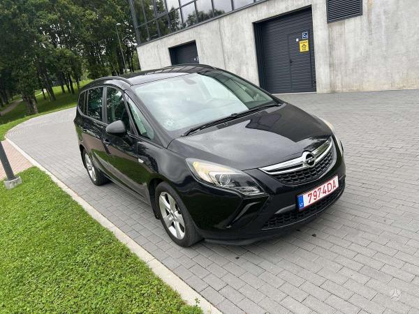 Черный Опель Zafira Tourer 2013 в Плунге, объемом двигателя 1.36 л и пробегом 195 тыс. км за 4550 €, фото 3 на AUTOMOTO.COM.LV