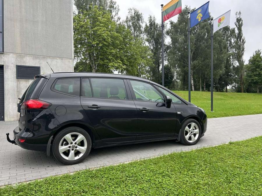 Черный Опель Zafira Tourer 2013 в Плунге, объемом двигателя 1.36 л и пробегом 195 тыс. км за 4550 €, фото 5 на AUTOMOTO.COM.LV