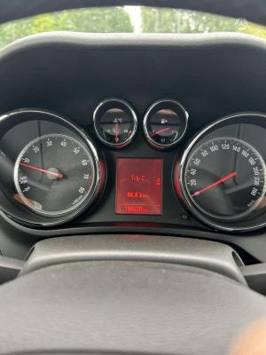 Черный Опель Zafira Tourer 2013 в Плунге, объемом двигателя 1.36 л и пробегом 195 тыс. км за 4550 €, фото 10 на AUTOMOTO.COM.LV