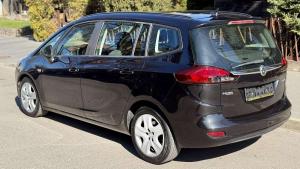 Черный Опель Zafira Tourer 2013 в Паневежис, объемом двигателя 1.96 л и пробегом 260 тыс. км за 4000 €, фото 3 на AUTOMOTO.COM.LV