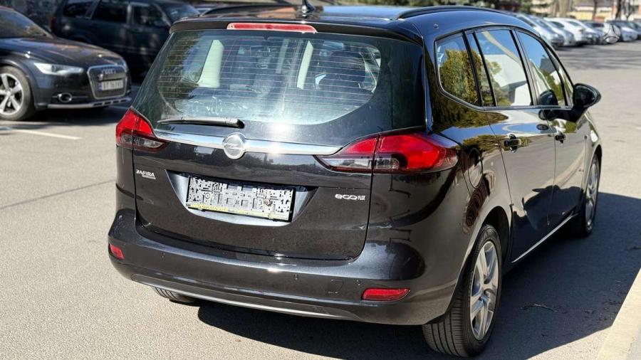 Черный Опель Zafira Tourer 2013 в Паневежис, объемом двигателя 1.96 л и пробегом 260 тыс. км за 4000 €, фото 9 на AUTOMOTO.COM.LV