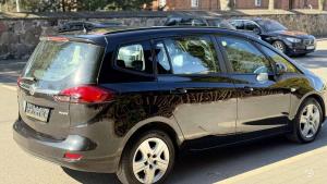 Черный Опель Zafira Tourer 2013 в Паневежис, объемом двигателя 1.96 л и пробегом 260 тыс. км за 4000 €, фото 10 на AUTOMOTO.COM.LV