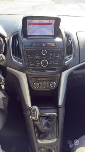 Черный Опель Zafira Tourer 2013 в Паневежис, объемом двигателя 1.96 л и пробегом 260 тыс. км за 4000 €, фото 22 на AUTOMOTO.COM.LV