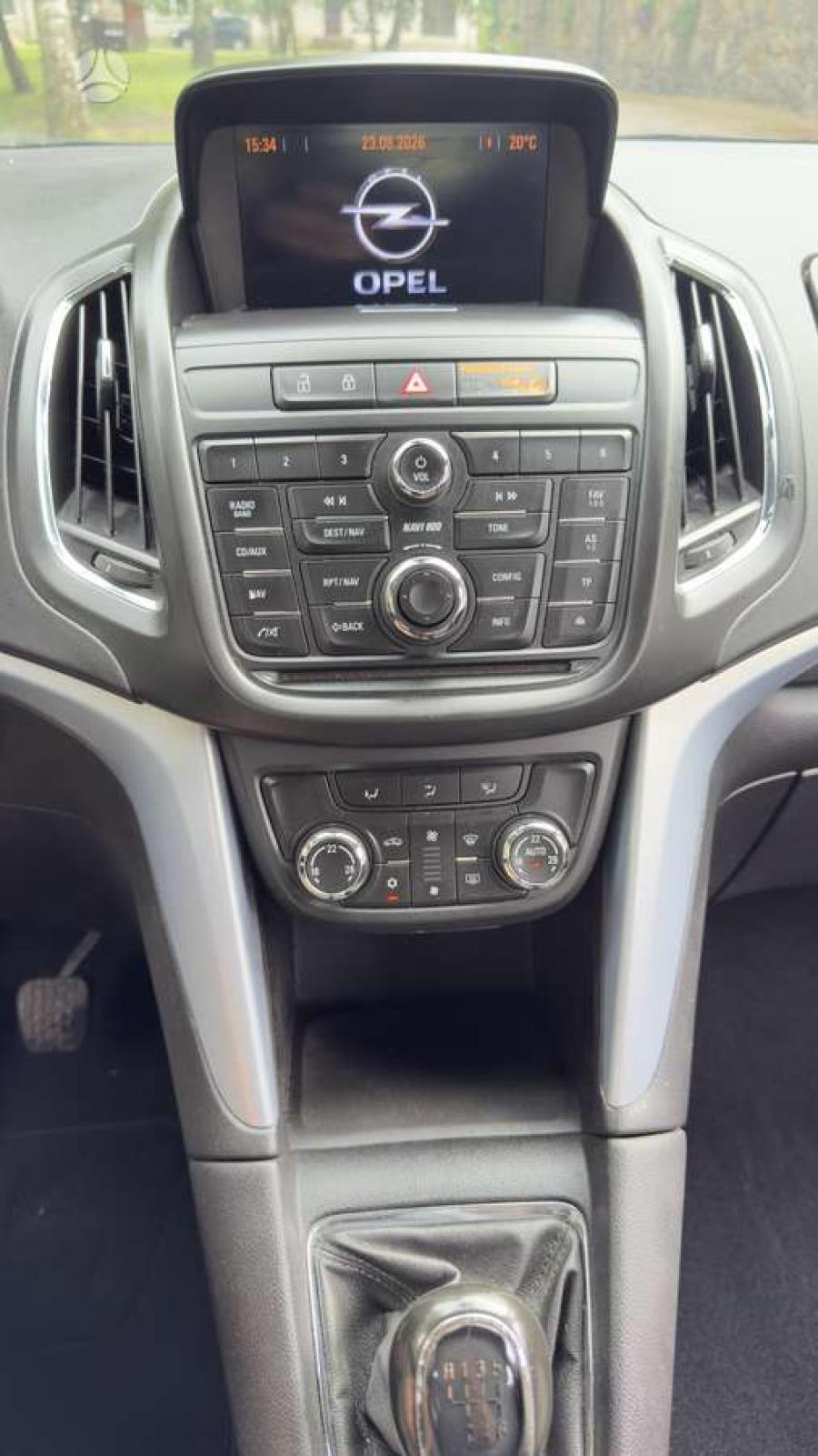 Black Opel Zafira Tourer 2013 in Panevezys, with an engine capacity of 1.96 L and mileage of 260 thousand km for 4000 €, photo 18 on AUTOMOTO.COM.LV