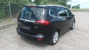 Черный Опель Zafira Tourer 2014 в Мариямполе, объемом двигателя 1.96 л и пробегом 242 тыс. км за 5500 €, фото 7 на AUTOMOTO.COM.LV