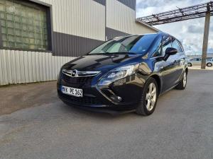 Черный Опель Zafira Tourer 2014 в Мажейкяй, объемом двигателя 1.96 л и пробегом 240 тыс. км за 5700 €, фото 3 на AUTOMOTO.COM.LV