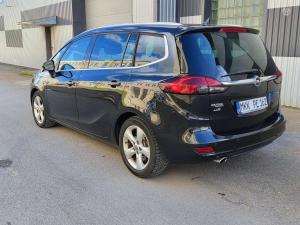 Черный Опель Zafira Tourer 2014 в Мажейкяй, объемом двигателя 1.96 л и пробегом 240 тыс. км за 5700 €, фото 4 на AUTOMOTO.COM.LV