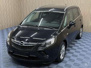 Black Opel Zafira Tourer 2014 in Marijampole, with an engine capacity of 1.96 L and mileage of 232 thousand km for 5650 €, photo 10 on AUTOMOTO.COM.LV