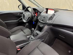 Black Opel Zafira Tourer 2014 in Marijampole, with an engine capacity of 1.96 L and mileage of 232 thousand km for 5650 €, photo 28 on AUTOMOTO.COM.LV