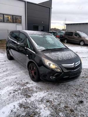 Melns Opel Zafira Tourer 2015 Ukmergė, ar dzinēja tilpumu 1.96 L un nobraukumu 293 tūkst. km par 5200 €, foto 3 vietnē AUTOMOTO.COM.LV