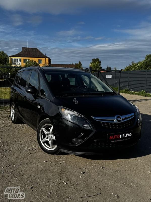 Black Opel Zafira Tourer 2015 in Klaipeda, with an engine capacity of 2.00 L and mileage of 285 thousand km for 5750 €, photo 3 on AUTOMOTO.COM.LV