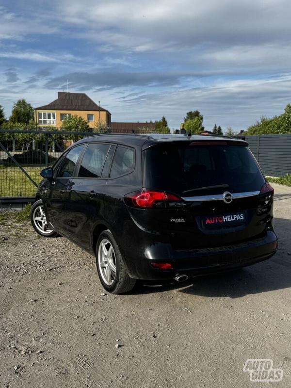 Black Opel Zafira Tourer 2015 in Klaipeda, with an engine capacity of 2.00 L and mileage of 285 thousand km for 5750 €, photo 6 on AUTOMOTO.COM.LV