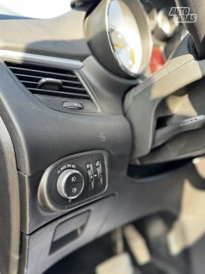 Black Opel Zafira Tourer 2015 in Klaipeda, with an engine capacity of 2.00 L and mileage of 285 thousand km for 5750 €, photo 13 on AUTOMOTO.COM.LV
