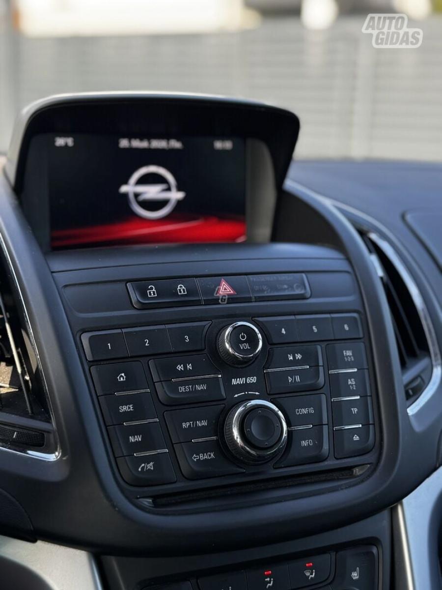 Black Opel Zafira Tourer 2015 in Klaipeda, with an engine capacity of 2.00 L and mileage of 285 thousand km for 5750 €, photo 17 on AUTOMOTO.COM.LV