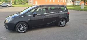 Black Opel Zafira Tourer 2015 in Jonava, with an engine capacity of 1.60 L and mileage of 237 thousand km for 5950 €, photo  on AUTOMOTO.COM.LV
