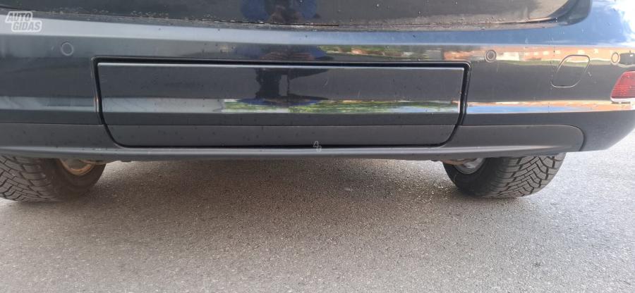 Black Opel Zafira Tourer 2015 in Jonava, with an engine capacity of 1.60 L and mileage of 237 thousand km for 5950 €, photo 9 on AUTOMOTO.COM.LV