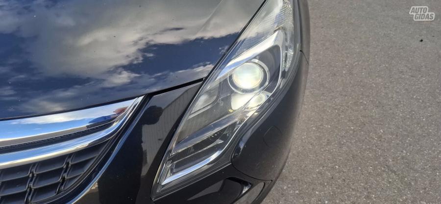 Black Opel Zafira Tourer 2015 in Jonava, with an engine capacity of 1.60 L and mileage of 237 thousand km for 5950 €, photo 10 on AUTOMOTO.COM.LV