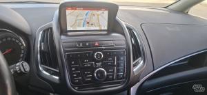 Black Opel Zafira Tourer 2015 in Jonava, with an engine capacity of 1.60 L and mileage of 237 thousand km for 5950 €, photo 12 on AUTOMOTO.COM.LV