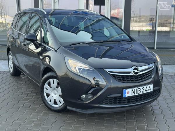 Melns Opel Zafira Tourer 2015 Viļņa, ar dzinēja tilpumu 1.60 L un nobraukumu 306 tūkst. km par 4000 €, foto 1 vietnē AUTOMOTO.COM.LV