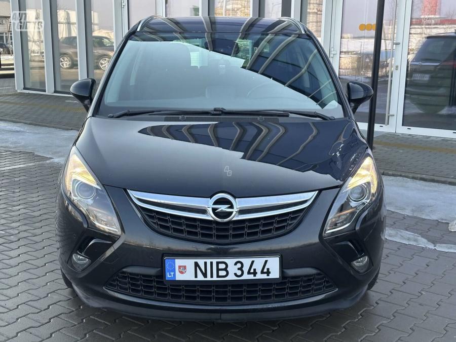 Melns Opel Zafira Tourer 2015 Viļņa, ar dzinēja tilpumu 1.60 L un nobraukumu 306 tūkst. km par 4000 €, foto 3 vietnē AUTOMOTO.COM.LV