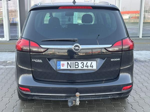 Melns Opel Zafira Tourer 2015 Viļņa, ar dzinēja tilpumu 1.60 L un nobraukumu 306 tūkst. km par 4000 €, foto 5 vietnē AUTOMOTO.COM.LV