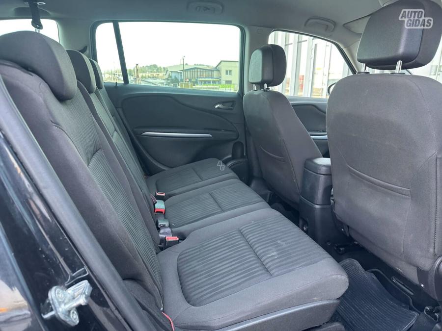 Melns Opel Zafira Tourer 2015 Viļņa, ar dzinēja tilpumu 1.60 L un nobraukumu 306 tūkst. km par 4000 €, foto 11 vietnē AUTOMOTO.COM.LV