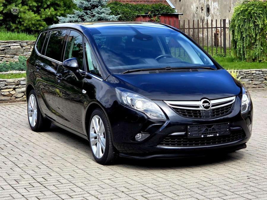 Черный Опель Zafira Tourer 2015 в Кедайняй, объемом двигателя 1.96 л и пробегом 199 тыс. км за 6650 €, фото 1 на AUTOMOTO.COM.LV