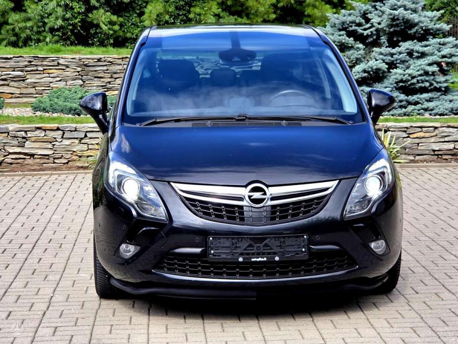Черный Опель Zafira Tourer 2015 в Кедайняй, объемом двигателя 1.96 л и пробегом 199 тыс. км за 6650 €, фото 3 на AUTOMOTO.COM.LV